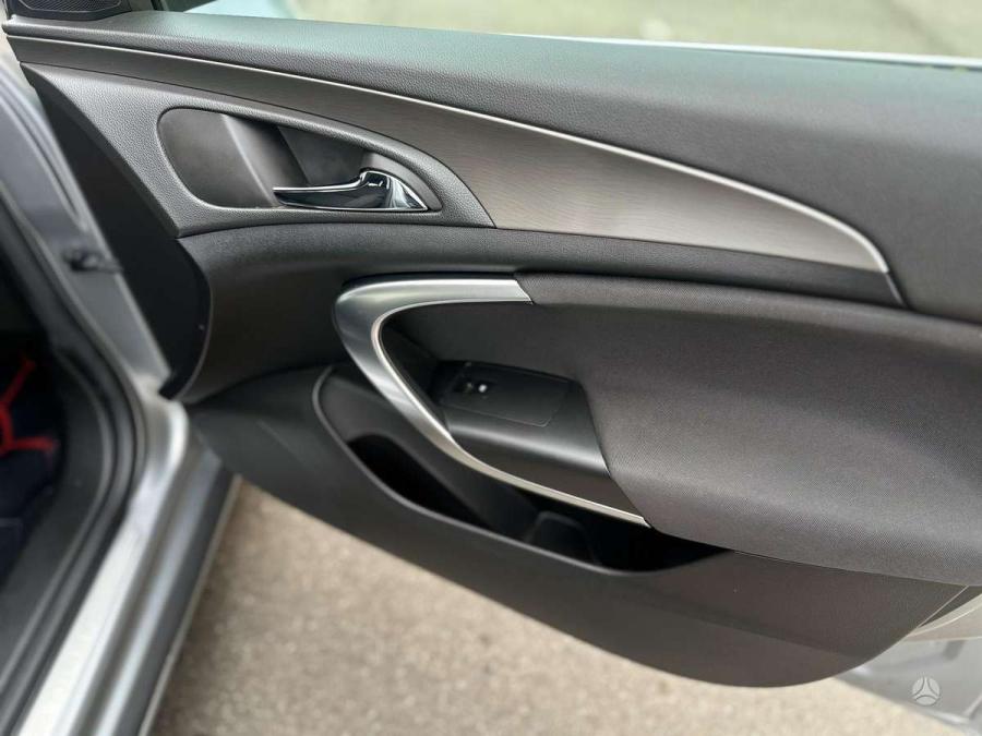 Zils Opel Insignia 2010 Rokiškis, ar dzinēja tilpumu 1.96 L un nobraukumu 269 tūkst. km par 3300 €, foto 22 vietnē AUTOMOTO.COM.LV