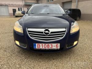 Zils Opel Insignia 2010 Rēzekne, ar dzinēja tilpumu 2.00 L un nobraukumu 355 tūkst. km par 1950 €, foto 1 vietnē AUTOMOTO.COM.LV