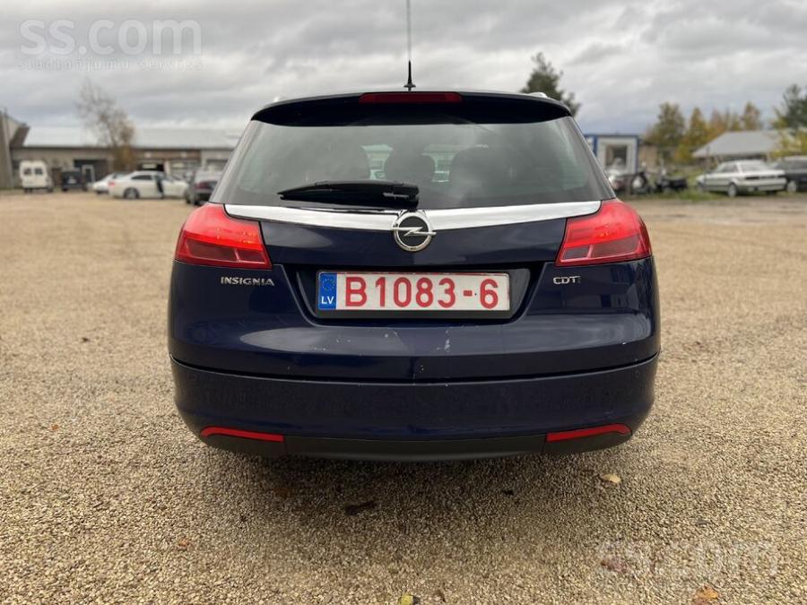 Zils Opel Insignia 2010 Rēzekne, ar dzinēja tilpumu 2.00 L un nobraukumu 355 tūkst. km par 1950 €, foto 8 vietnē AUTOMOTO.COM.LV