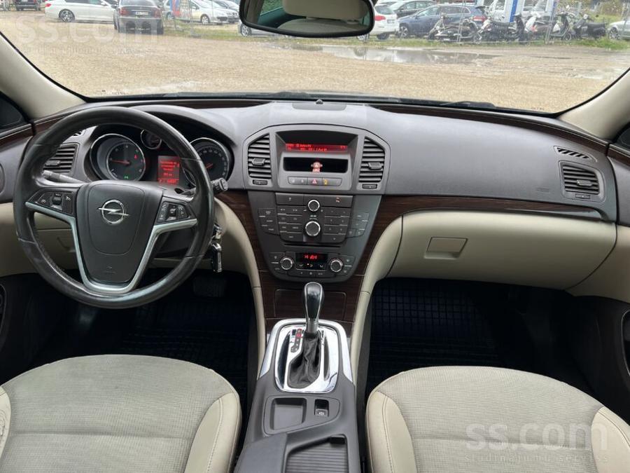 Zils Opel Insignia 2010 Rēzekne, ar dzinēja tilpumu 2.00 L un nobraukumu 355 tūkst. km par 1950 €, foto 16 vietnē AUTOMOTO.COM.LV