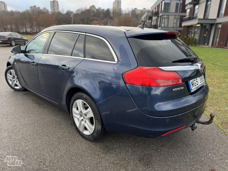 Blue Opel Insignia 2011 in Kaunas, with an engine capacity of 2.00 L and mileage of 214 thousand km for 3200 €, photo 10 on AUTOMOTO.COM.LV