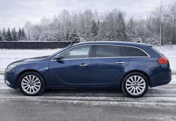 Blue Opel Insignia 2011 in Vilnius, with an engine capacity of 1.96 L and mileage of 291 thousand km for 3750 €, photo 5 on AUTOMOTO.COM.LV