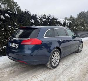 Blue Opel Insignia 2011 in Vilnius, with an engine capacity of 1.96 L and mileage of 291 thousand km for 3750 €, photo 4 on AUTOMOTO.COM.LV