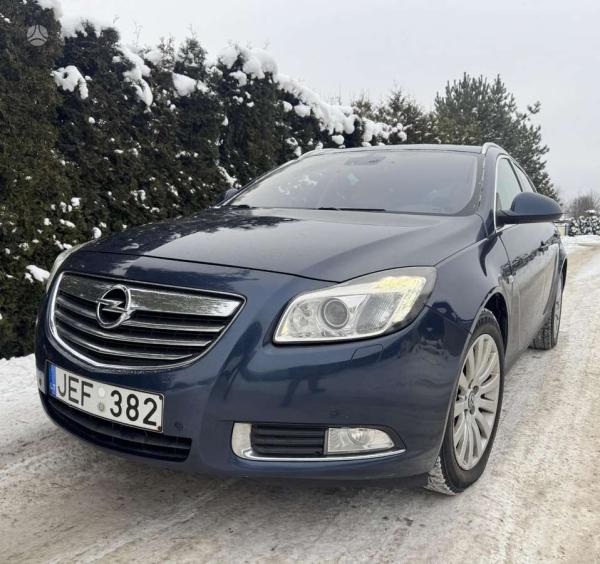 Blue Opel Insignia 2011 in Vilnius, with an engine capacity of 1.96 L and mileage of 291 thousand km for 3750 €, photo 7 on AUTOMOTO.COM.LV