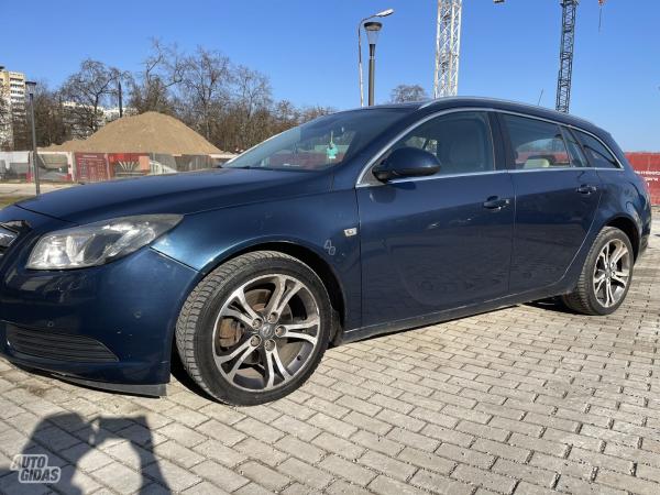 Blue Opel Insignia 2011 in Vilnius, with an engine capacity of 2.00 L and mileage of 240 thousand km for 2400 €, photo 8 on AUTOMOTO.COM.LV