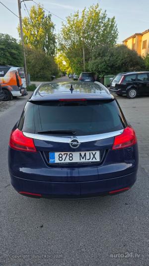 Zils Opel Insignia 2011 Tallina, ar dzinēja tilpumu 2.00 L un nobraukumu 265 tūkst. km par 2600 €, foto 7 vietnē AUTOMOTO.COM.LV