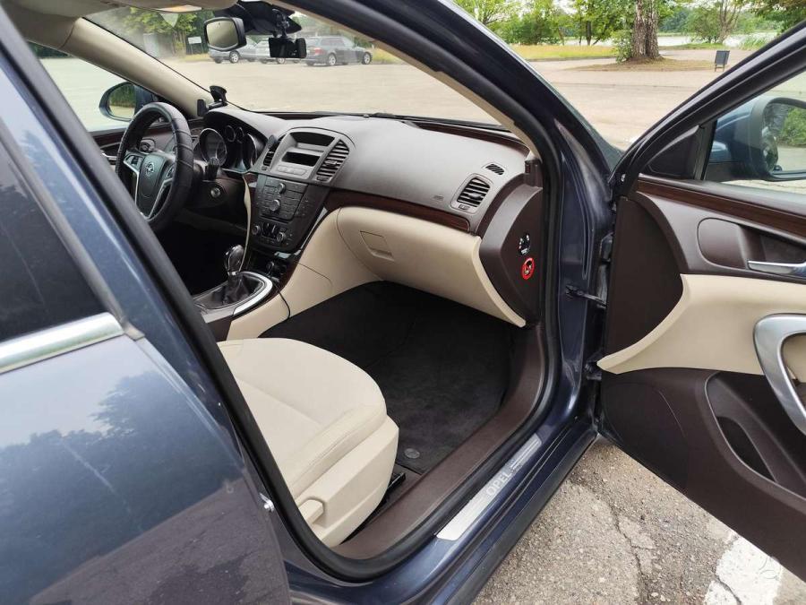 Zils Opel Insignia 2011 Radviliškis, ar dzinēja tilpumu 1.96 L un nobraukumu 276 tūkst. km par 3200 €, foto 13 vietnē AUTOMOTO.COM.LV