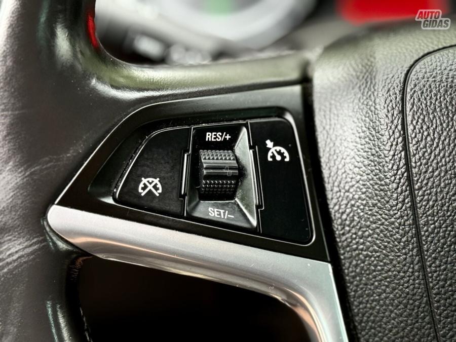 Zils Opel Insignia 2011 Kauņa, ar dzinēja tilpumu 2.00 L un nobraukumu 229 tūkst. km par 3500 €, foto 14 vietnē AUTOMOTO.COM.LV