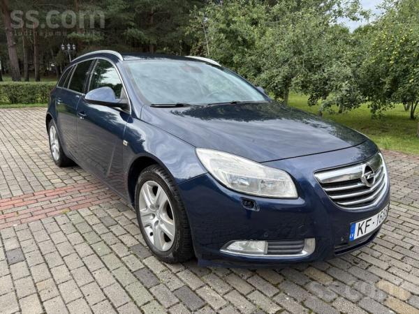 Zils Opel Insignia 2011 Jelgava, ar dzinēja tilpumu 2.00 L un nobraukumu 442 tūkst. km par 2805 €, foto 2 vietnē AUTOMOTO.COM.LV