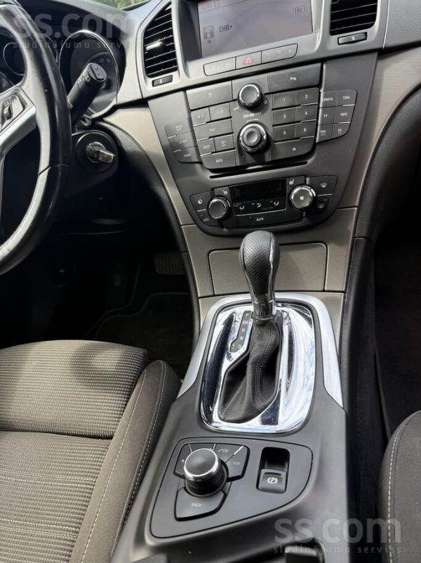 Zils Opel Insignia 2011 Jelgava, ar dzinēja tilpumu 2.00 L un nobraukumu 442 tūkst. km par 2805 €, foto 9 vietnē AUTOMOTO.COM.LV
