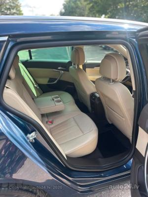 Zils Opel Insignia 2011 Tallina, ar dzinēja tilpumu 2.00 L un nobraukumu 261 tūkst. km par 5100 €, foto 8 vietnē AUTOMOTO.COM.LV