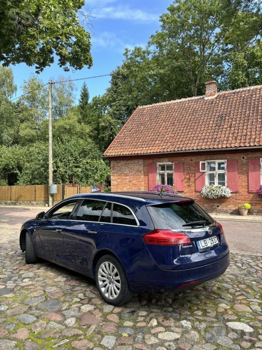 Zils Opel Insignia 2011 Kuldīga, ar dzinēja tilpumu 2.00 L un nobraukumu 327 tūkst. km par 2650 €, foto 4 vietnē AUTOMOTO.COM.LV