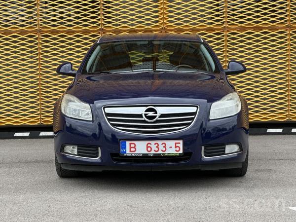 Blue Opel Insignia 2012 in Ogre, with an engine capacity of 2.00 L and mileage of 177 thousand km for 5599 €, photo 2 on AUTOMOTO.COM.LV