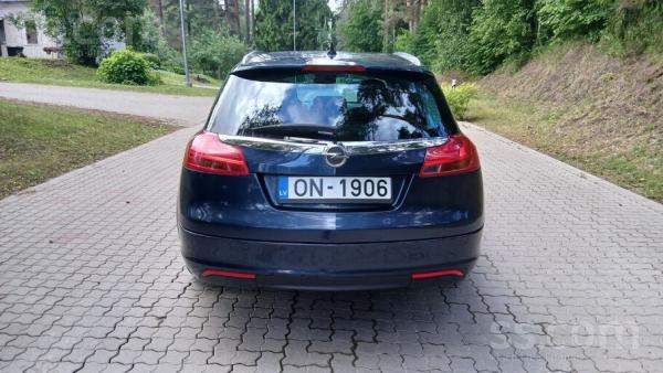 Zils Opel Insignia 2012 Ogre, ar dzinēja tilpumu 2.00 L un nobraukumu 286 tūkst. km par 3350 €, foto 4 vietnē AUTOMOTO.COM.LV