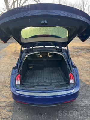 Blue Opel Insignia 2012 in Riga, with an engine capacity of 2.00 L and mileage of 287 thousand km for 2500 €, photo 8 on AUTOMOTO.COM.LV