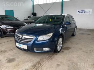 Zils Opel Insignia 2012 Ogre, ar dzinēja tilpumu 2.00 L un nobraukumu 177 tūkst. km par 4999 €, foto  vietnē AUTOMOTO.COM.LV