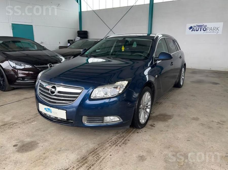 Zils Opel Insignia 2012 Ogre, ar dzinēja tilpumu 2.00 L un nobraukumu 177 tūkst. km par 4999 €, foto 1 vietnē AUTOMOTO.COM.LV