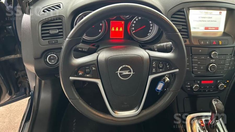 Zils Opel Insignia 2012 Ogre, ar dzinēja tilpumu 2.00 L un nobraukumu 177 tūkst. km par 4999 €, foto 9 vietnē AUTOMOTO.COM.LV