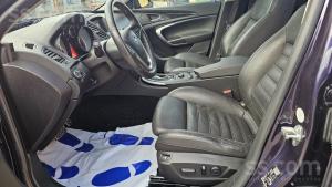 Blue Opel Insignia 2012 in Limbazi, with an engine capacity of 2.00 L and mileage of 310 thousand km for 3750 €, photo 10 on AUTOMOTO.COM.LV