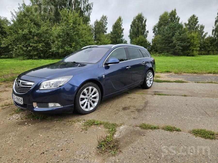 Zils Opel Insignia 2012 Valmiera, ar dzinēja tilpumu 2.00 L un nobraukumu 285 tūkst. km par 6000 €, foto 1 vietnē AUTOMOTO.COM.LV
