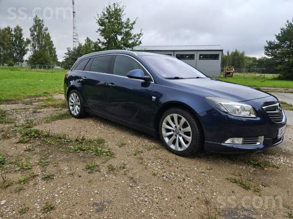Zils Opel Insignia 2012 Valmiera, ar dzinēja tilpumu 2.00 L un nobraukumu 285 tūkst. km par 6000 €, foto 3 vietnē AUTOMOTO.COM.LV