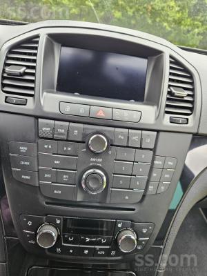 Zils Opel Insignia 2012 Valmiera, ar dzinēja tilpumu 2.00 L un nobraukumu 285 tūkst. km par 6000 €, foto 11 vietnē AUTOMOTO.COM.LV