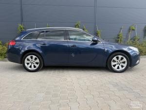 Blue Opel Insignia 2012 in Vilnius, with an engine capacity of 2.00 L and mileage of 240 thousand km for 3790 €, photo 5 on AUTOMOTO.COM.LV
