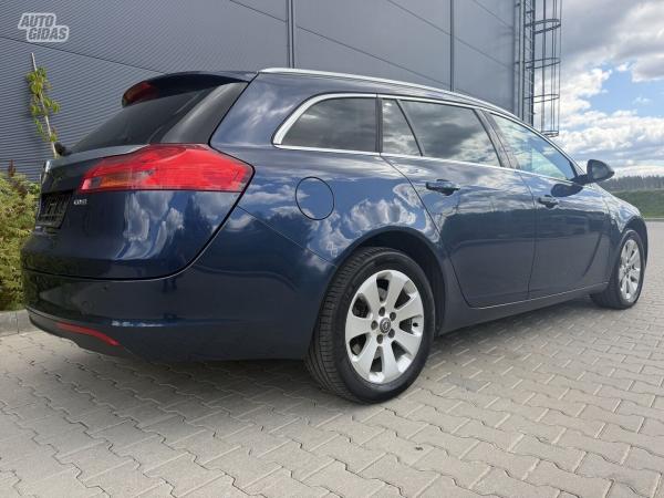 Опель Инсигния 2012 в Вильнюс на AUTOMOTO.COM.LV Синий Опель Инсигния 2012 в Вильнюс, объемом двигателя 2.00 л и пробегом 240 тыс. км за 3999 €, фото 6 на AUTOMOTO.COM.LV