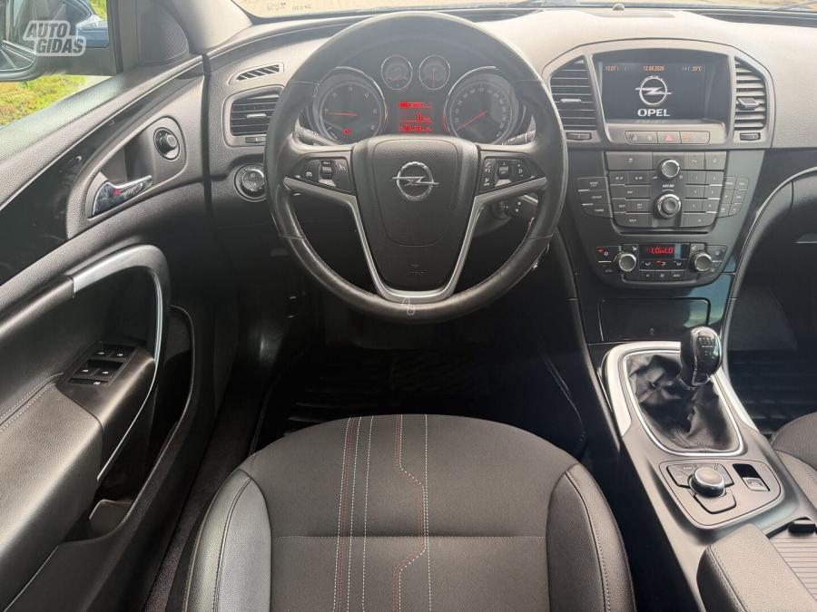 Blue Opel Insignia 2012 in Vilnius, with an engine capacity of 2.00 L and mileage of 240 thousand km for 3790 €, photo 17 on AUTOMOTO.COM.LV