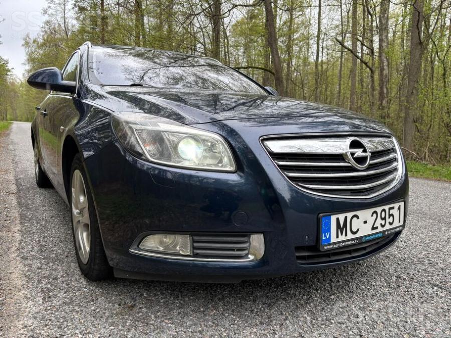 Zils Opel Insignia 2013 Rīga, ar dzinēja tilpumu 2.00 L un nobraukumu 290 tūkst. km par 3800 €, foto 5 vietnē AUTOMOTO.COM.LV
