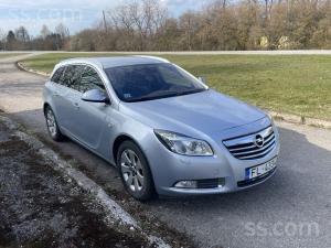 Zils Opel Insignia 2013 Tukums, ar dzinēja tilpumu 2.00 L un nobraukumu 481 tūkst. km par 2795 €, foto  vietnē AUTOMOTO.COM.LV