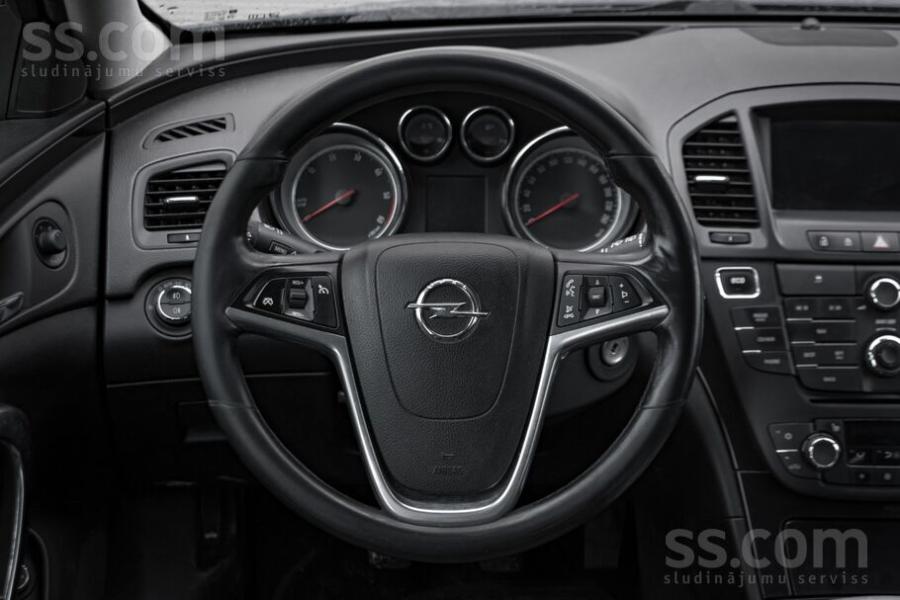 Blue Opel Insignia 2013 in Riga, with an engine capacity of 2.00 L and mileage of 0 thousand km for 4950 €, photo 17 on AUTOMOTO.COM.LV