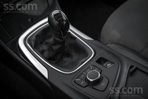 Blue Opel Insignia 2013 in Riga, with an engine capacity of 2.00 L and mileage of 0 thousand km for 4950 €, photo 20 on AUTOMOTO.COM.LV