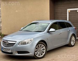Zils Opel Insignia 2013 Jelgava, ar dzinēja tilpumu 2.00 L un nobraukumu 215 tūkst. km par 2000 €, foto  vietnē AUTOMOTO.COM.LV