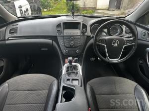 Zils Opel Insignia 2013 Jelgava, ar dzinēja tilpumu 2.00 L un nobraukumu 215 tūkst. km par 2000 €, foto 7 vietnē AUTOMOTO.COM.LV