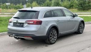Blue Opel Insignia 2013 in Klaipeda, with an engine capacity of 2.00 L and mileage of 215 thousand km for 6200 €, photo 5 on AUTOMOTO.COM.LV