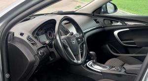 Blue Opel Insignia 2013 in Klaipeda, with an engine capacity of 2.00 L and mileage of 215 thousand km for 6200 €, photo 12 on AUTOMOTO.COM.LV