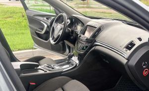 Blue Opel Insignia 2013 in Klaipeda, with an engine capacity of 2.00 L and mileage of 215 thousand km for 6200 €, photo 17 on AUTOMOTO.COM.LV