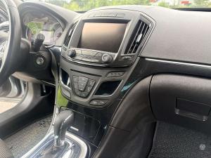 Blue Opel Insignia 2013 in Klaipeda, with an engine capacity of 2.00 L and mileage of 215 thousand km for 6200 €, photo 21 on AUTOMOTO.COM.LV