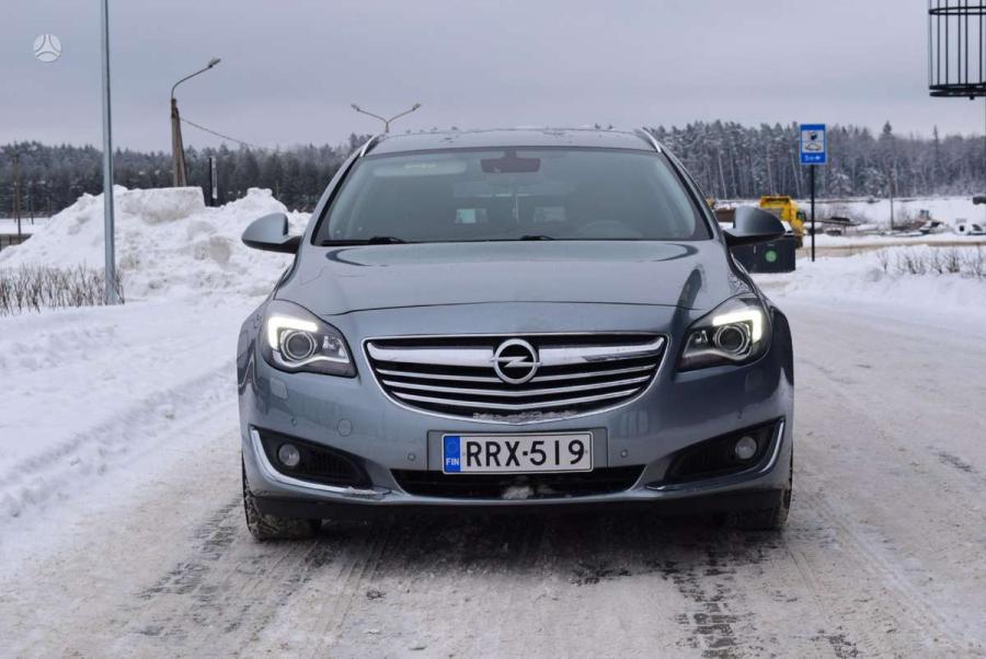 Blue Opel Insignia 2014 in Vilnius, with an engine capacity of 1.96 L and mileage of 201 thousand km for 5700 €, photo 2 on AUTOMOTO.COM.LV