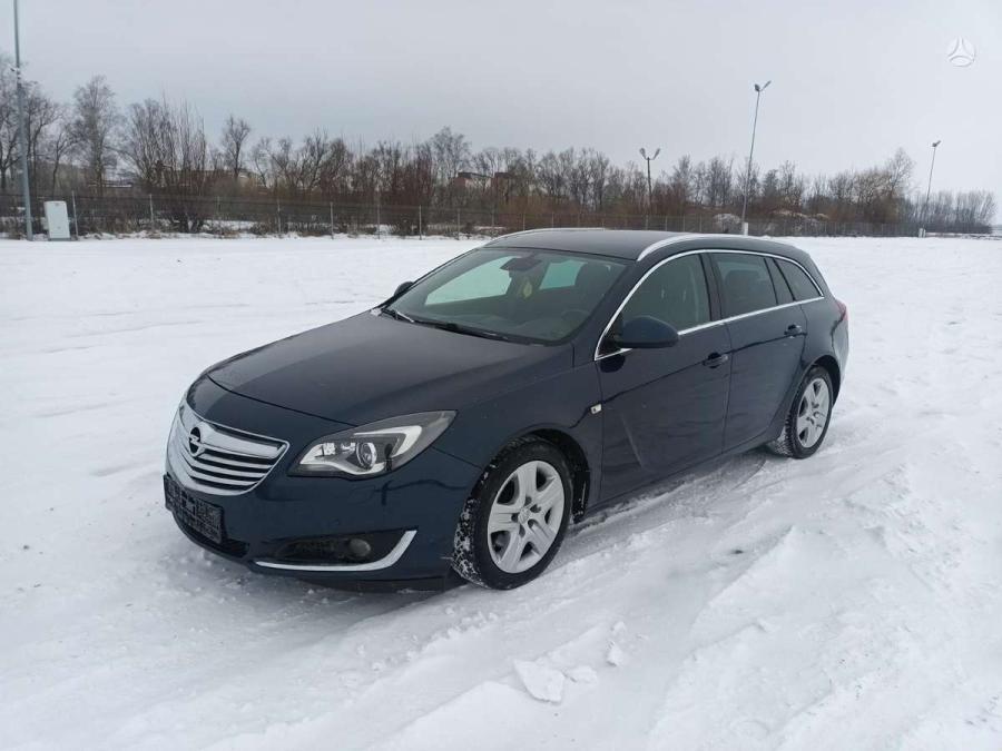 Blue Opel Insignia 2014 in Marijampole, with an engine capacity of 1.96 L and mileage of 212 thousand km for 3700 €, photo 1 on AUTOMOTO.COM.LV