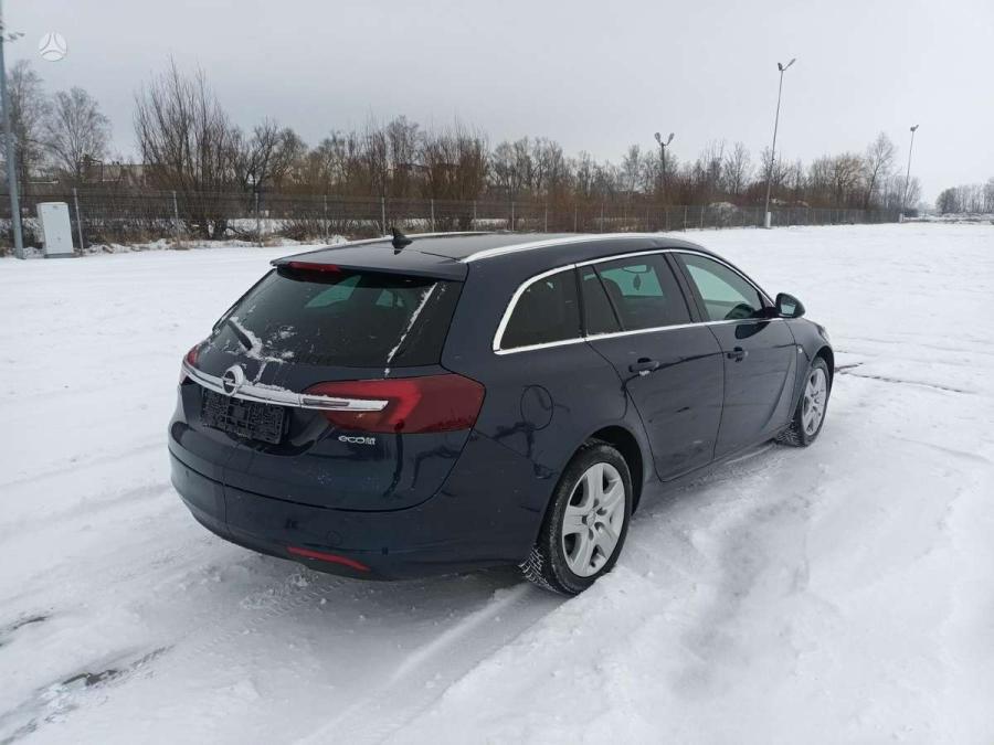 Blue Opel Insignia 2014 in Marijampole, with an engine capacity of 1.96 L and mileage of 212 thousand km for 3700 €, photo 4 on AUTOMOTO.COM.LV