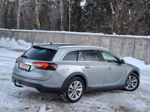 Blue Opel Insignia 2014 in Vilnius, with an engine capacity of 1.96 L and mileage of 190 thousand km for 6900 €, photo 3 on AUTOMOTO.COM.LV
