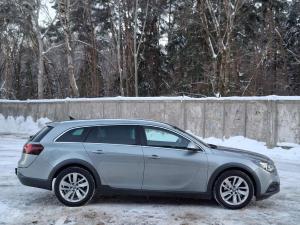 Blue Opel Insignia 2014 in Vilnius, with an engine capacity of 1.96 L and mileage of 190 thousand km for 6900 €, photo 7 on AUTOMOTO.COM.LV