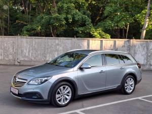 Zils Opel Insignia 2014 Viļņa, ar dzinēja tilpumu 1.96 L un nobraukumu 190 tūkst. km par 5800 €, foto 11 vietnē AUTOMOTO.COM.LV