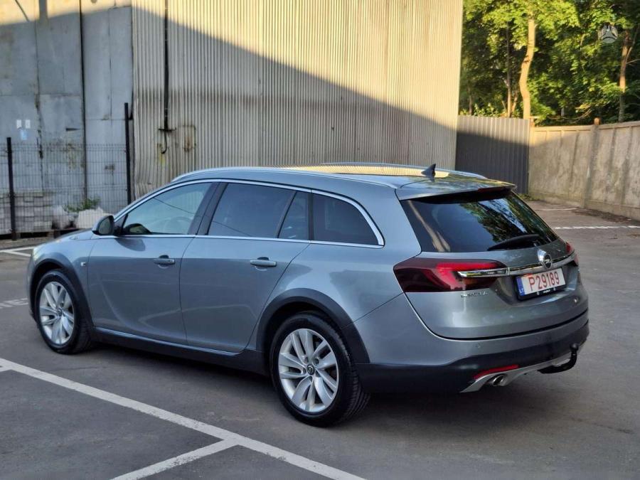 Zils Opel Insignia 2014 Viļņa, ar dzinēja tilpumu 1.96 L un nobraukumu 190 tūkst. km par 5800 €, foto 12 vietnē AUTOMOTO.COM.LV