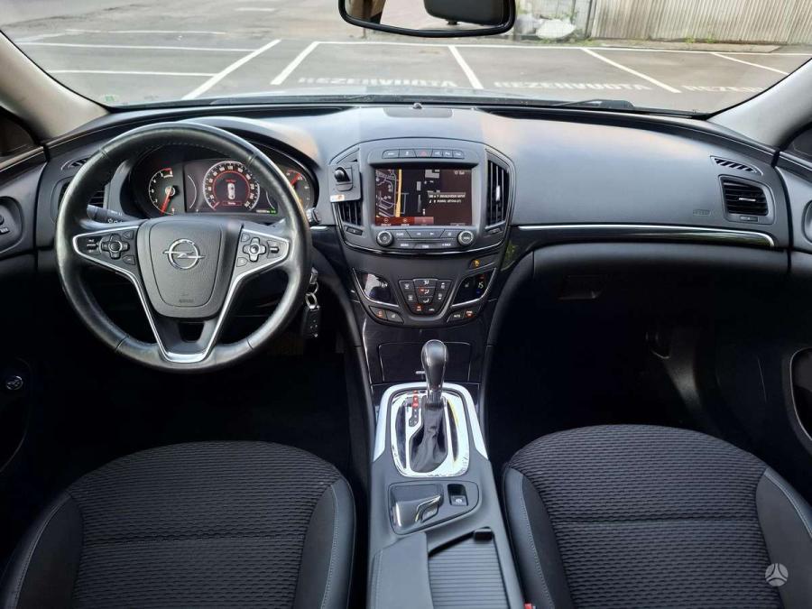 Zils Opel Insignia 2014 Viļņa, ar dzinēja tilpumu 1.96 L un nobraukumu 190 tūkst. km par 5800 €, foto 16 vietnē AUTOMOTO.COM.LV