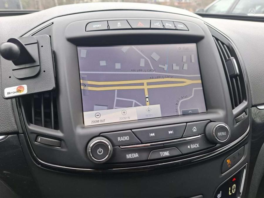 Zils Opel Insignia 2014 Viļņa, ar dzinēja tilpumu 1.96 L un nobraukumu 190 tūkst. km par 5800 €, foto 19 vietnē AUTOMOTO.COM.LV