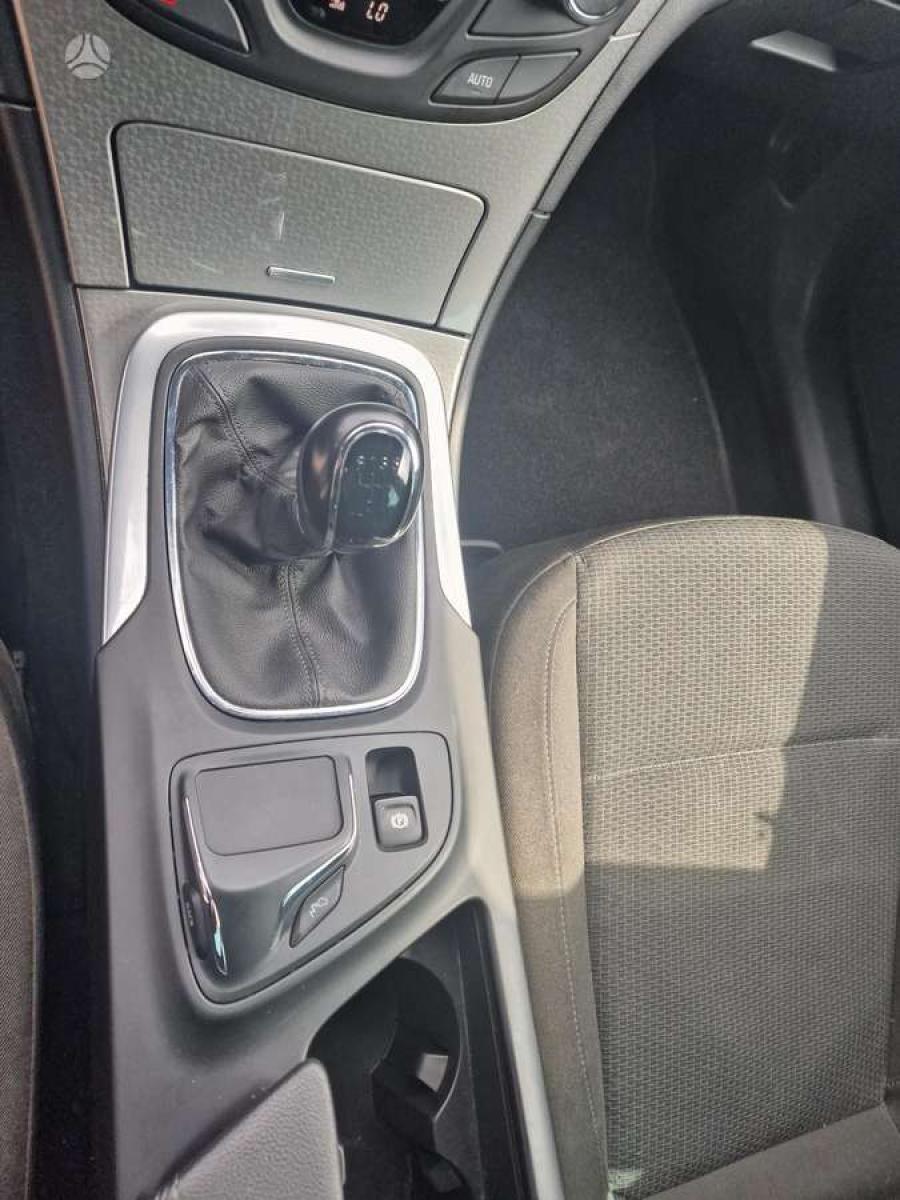 Zils Opel Insignia 2014 Kauņa, ar dzinēja tilpumu 1.96 L un nobraukumu 297 tūkst. km par 5300 €, foto 20 vietnē AUTOMOTO.COM.LV