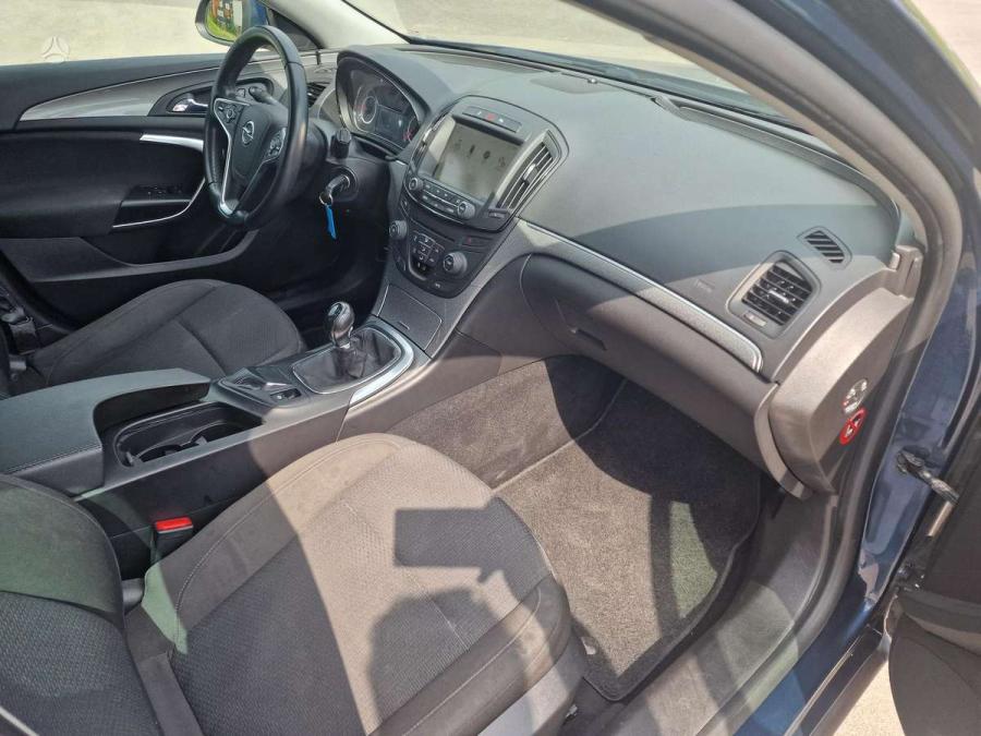 Zils Opel Insignia 2014 Kauņa, ar dzinēja tilpumu 1.96 L un nobraukumu 297 tūkst. km par 5300 €, foto 22 vietnē AUTOMOTO.COM.LV